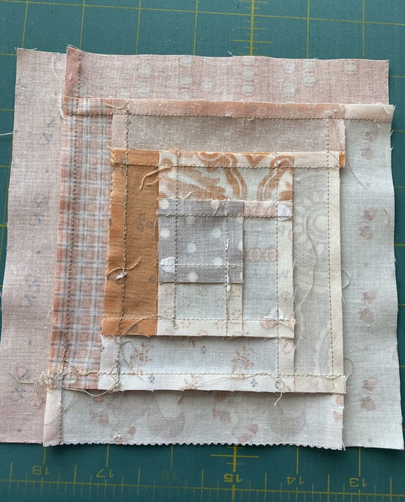 Paper Piecing Log Cabin Blocks - Sister’s Choice Quilts